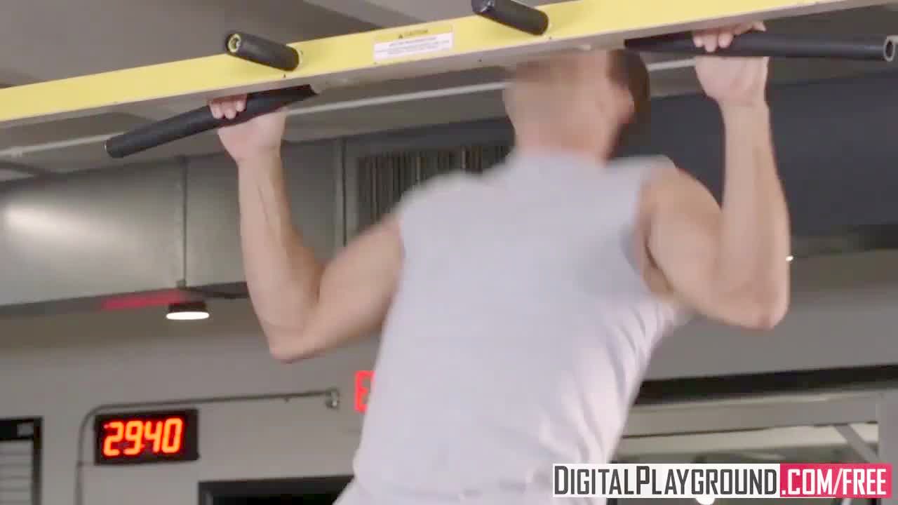 Xxx Porno Film Gym Fails Flx Kelsi Monroe