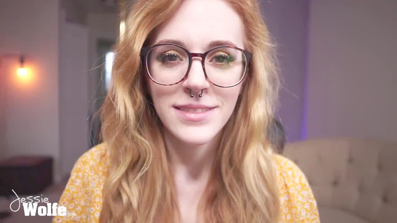 Shh Your Girlfriend S Home But This Sweetheart Wants To Make You Spunk