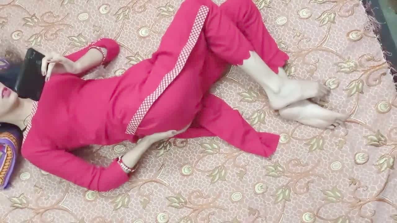 Slim Gal Fucked By Tenant Full Flick With Audio Part 1