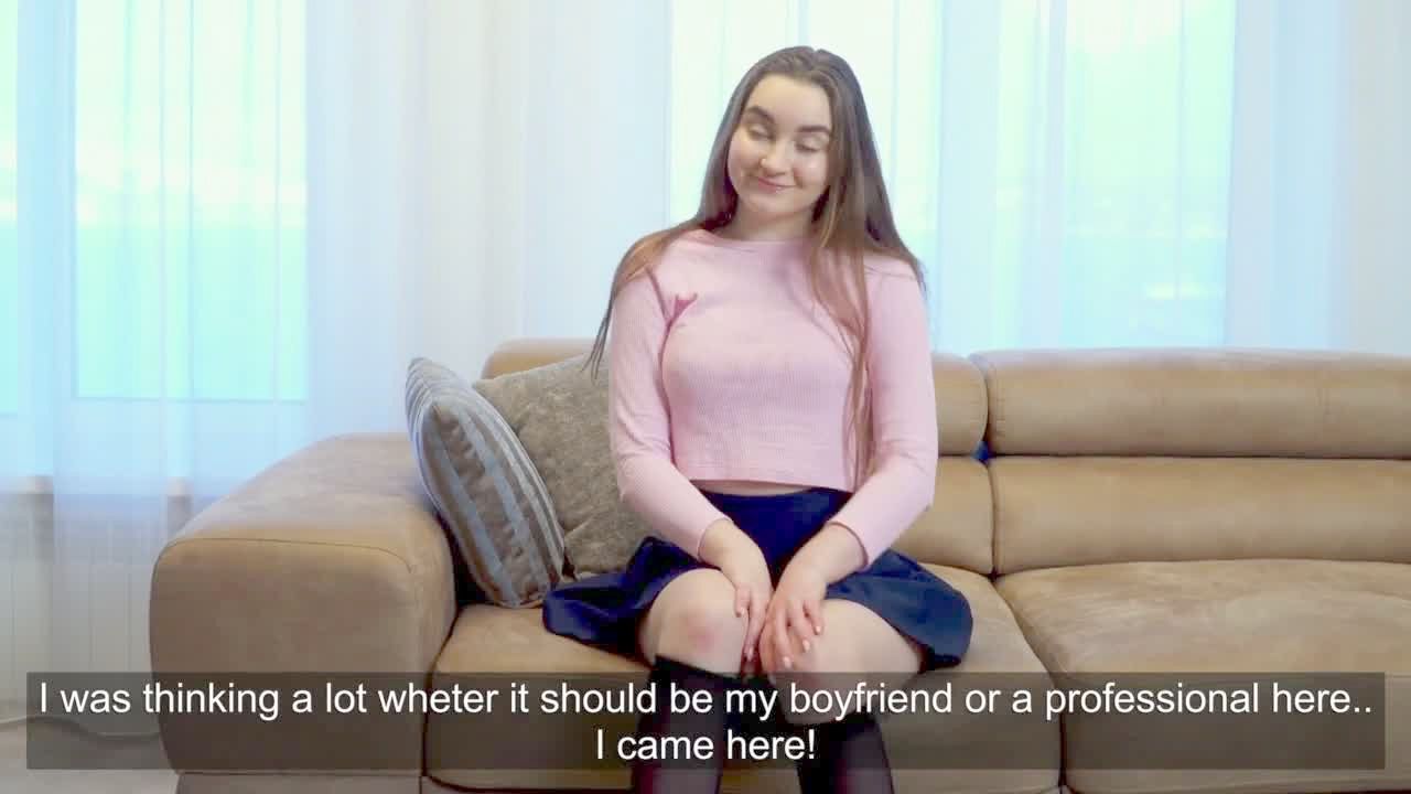 russian first-ever timer honey lola gets first-ever time dicked - hotntubes.com