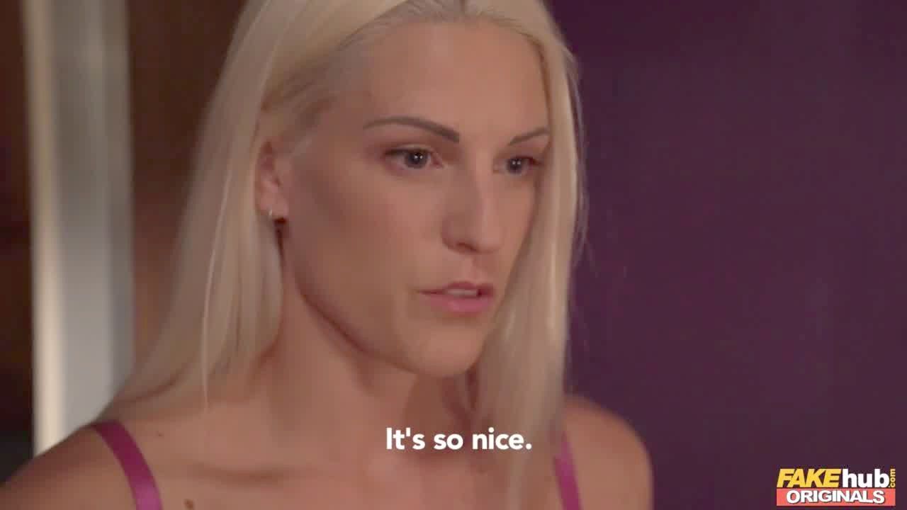 fakehub the very top of giant hooters honey chloe lamour - hotntubes.com