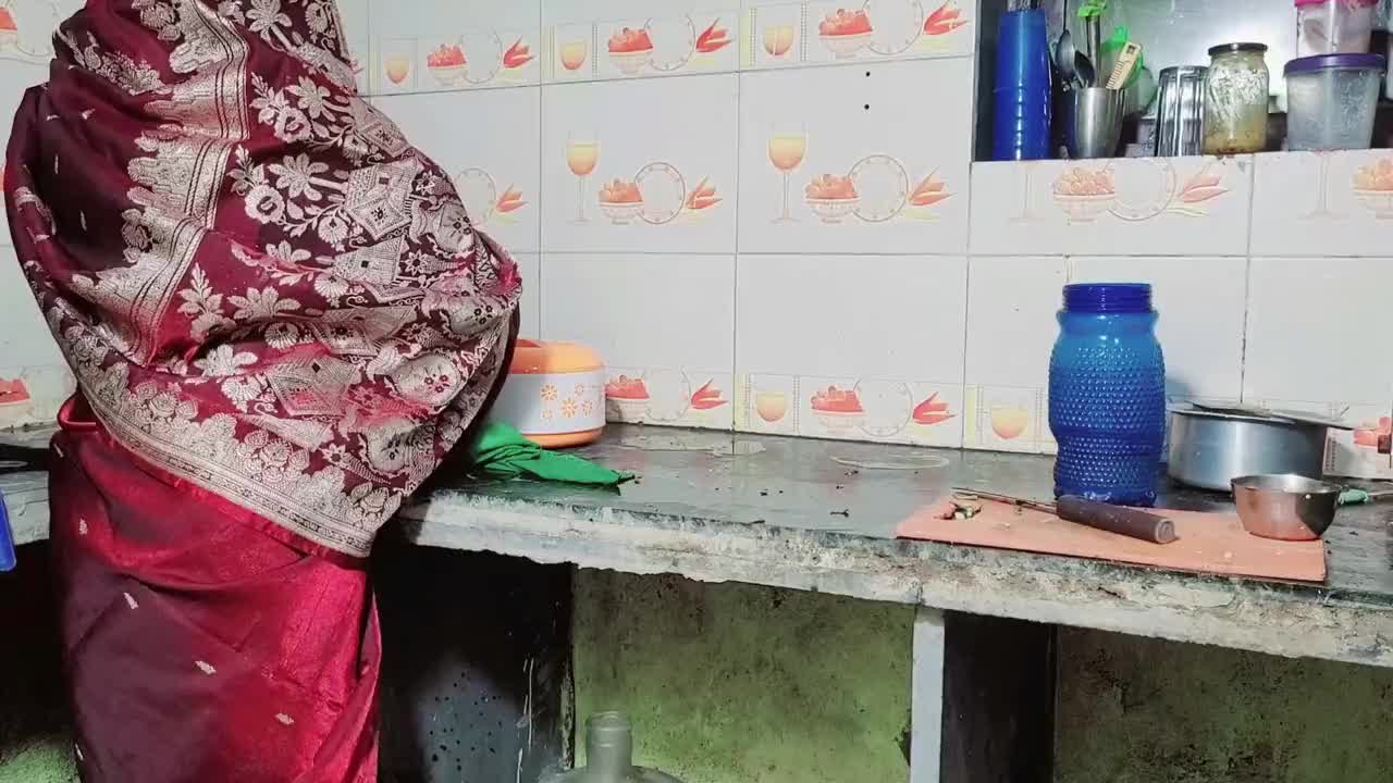 Karawa Chauth Ke Din Bhabhi Ko Devar Ne Bola Bhabhi Ap Aaj Bahut Khubsurat Dikh Rahi Ho Kya Ap