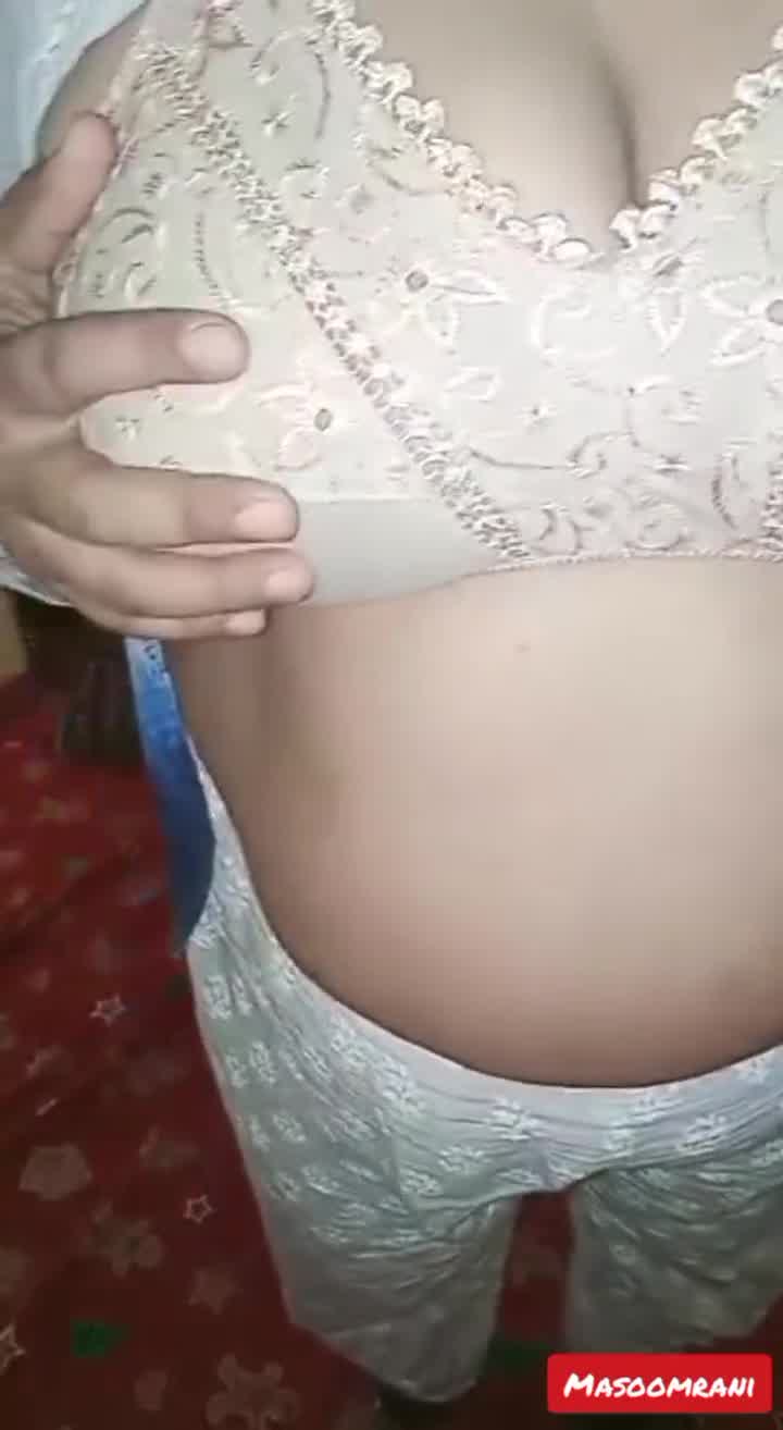 Pakistani Bhabhi Ko Lagi Aag Free Pornography Video Df