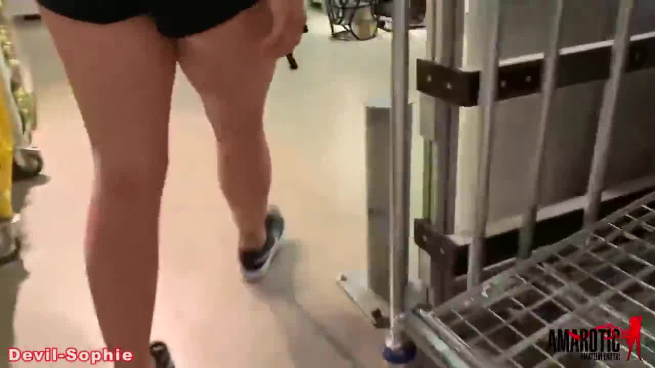 Devil Sophie Mighty Audience Bj In The Furniture Store