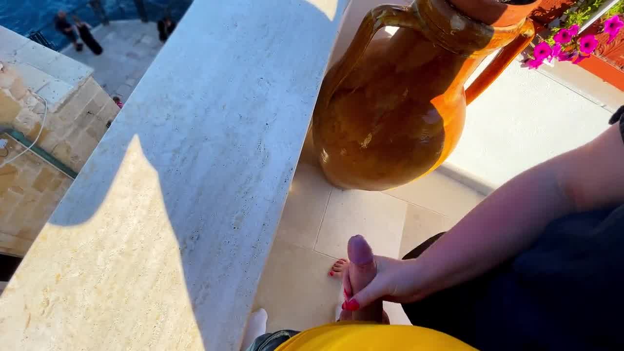 Risky Masturbate At An Italian Viewpoint And Slobbering Jism On Street 1065
