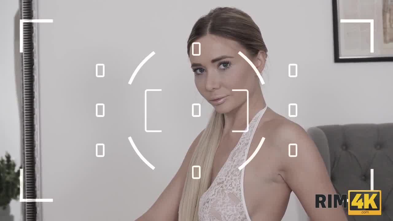 rim4k phenomenal doll poses in front of the webcam then - hotntubes.com