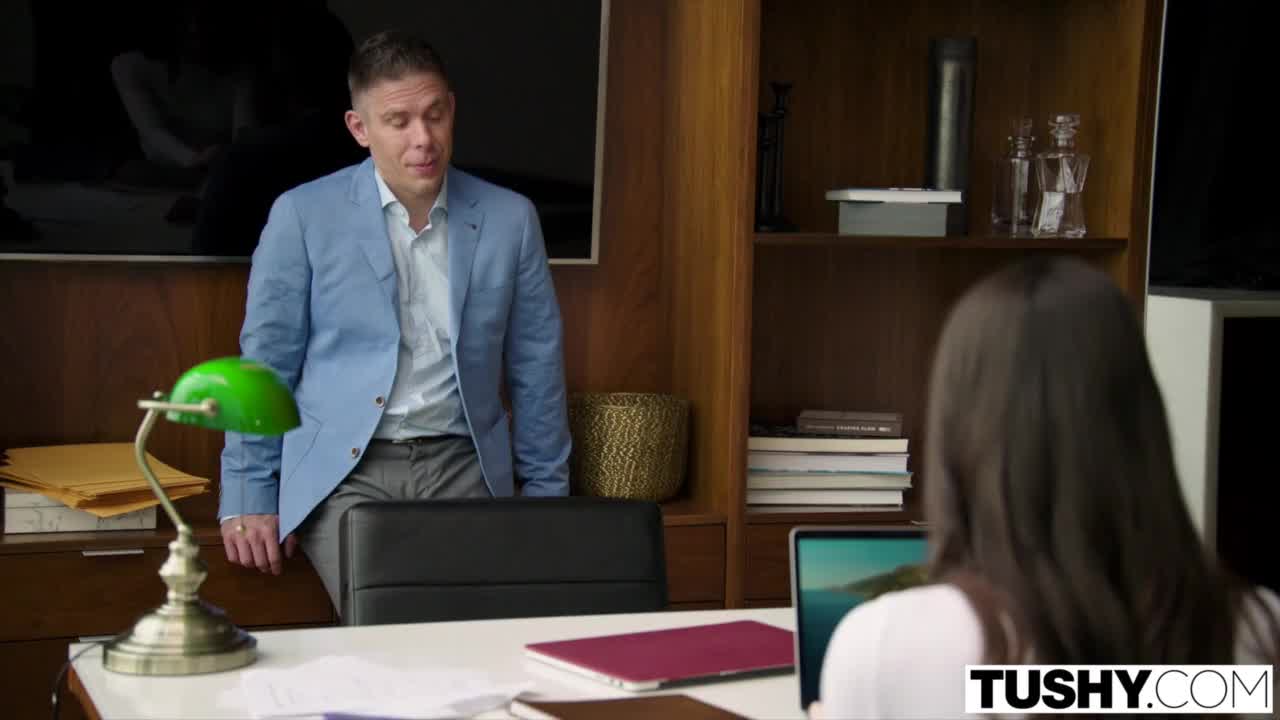 Assfuck LovinТ School Classman Tempts Her Instructor 8873