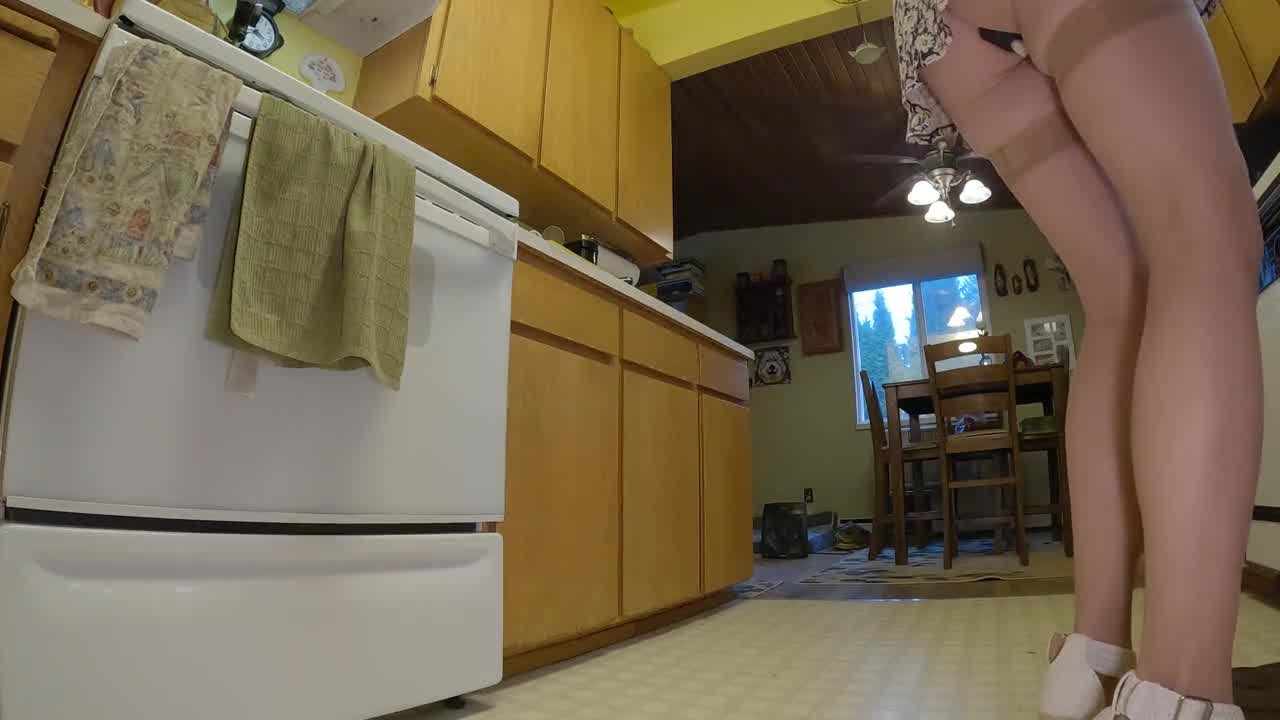 Longpussy In The Kitchen Butt Corks Lots Of Lube Pierced Lovely Milf 7078