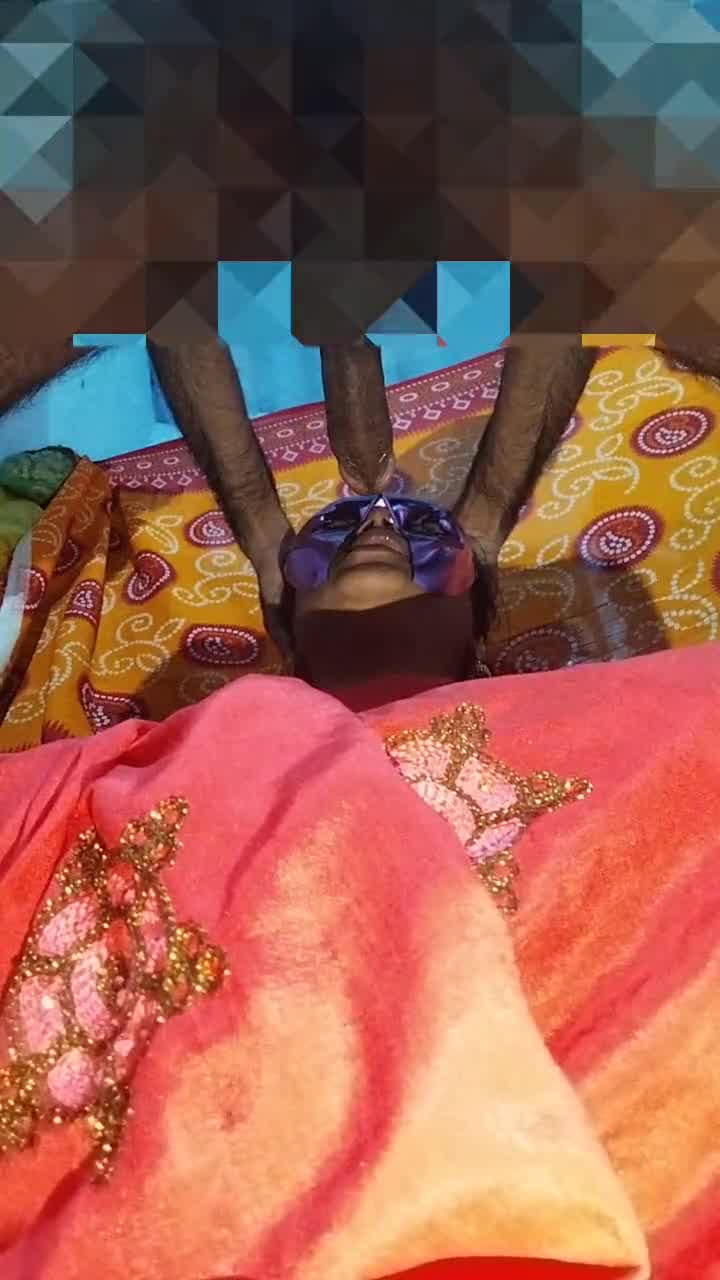 Desi Didi Ka Muh Ko Pela Our Sara Mask Pila Diya Didi Jizz Flow Mouth Hotntubes Com