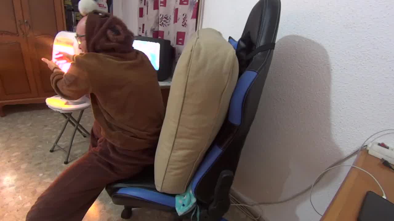 Editing Pornography Videos His Gf Wants Rude Sex Pornography Ad
