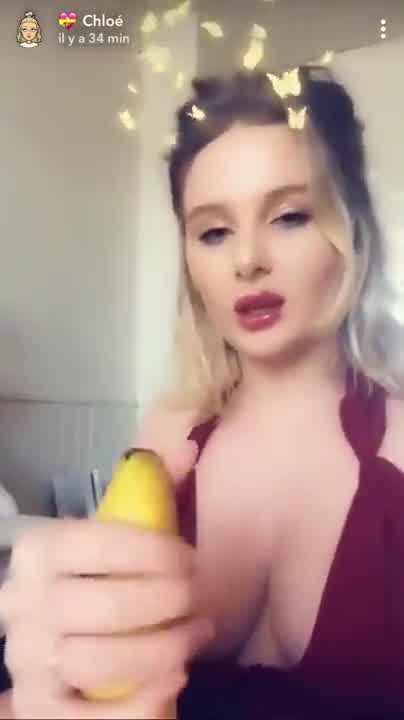 Une Pute Blanche Montre Comment Bien Sucer Free Hd Porn 4
