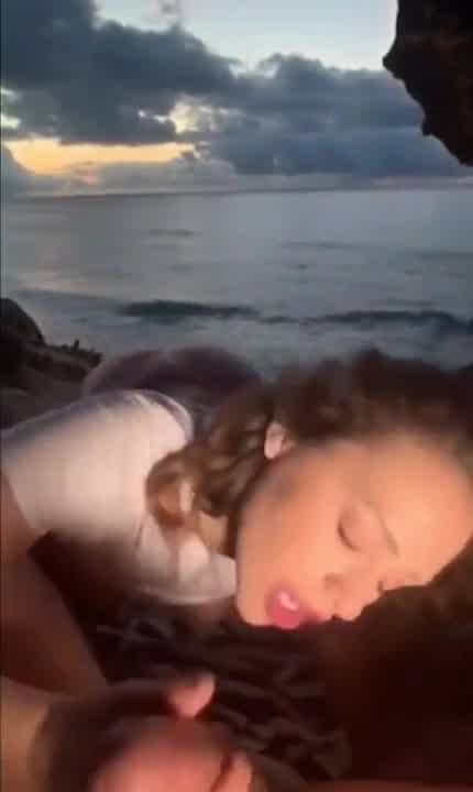 Elastic Caboose Dame Having Sex On Beach Free Pornography 55