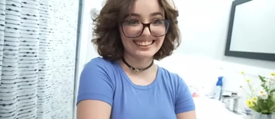 nerdy nubile stepsister with stepbrother - hotntubes.com