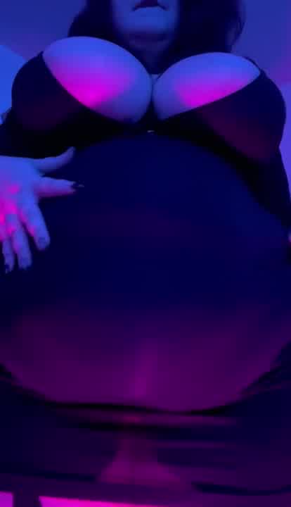 Plus Sized Woman Belly Play