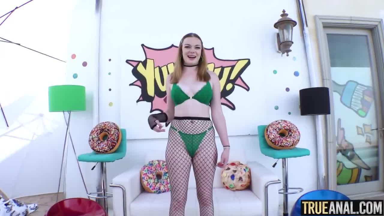 rectal samantha reigns first rectal - hotntubes.com