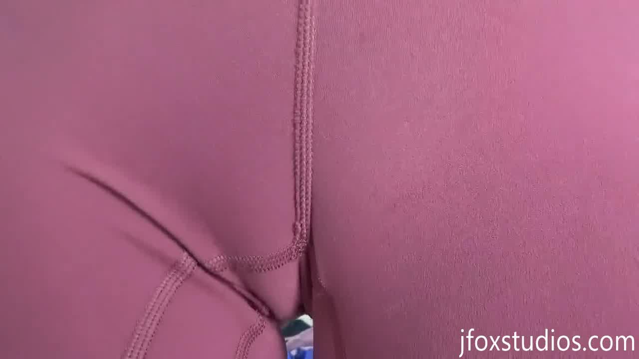 Adorable Web Cam Gal Spreading And Trying On Yoga Pants With Behind The Scenes Outtakes