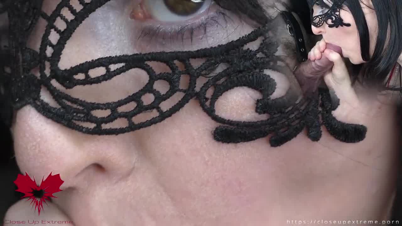 Extraordinary Close Up Oral Pleasure With Detailed Cum Shot In Jaws
