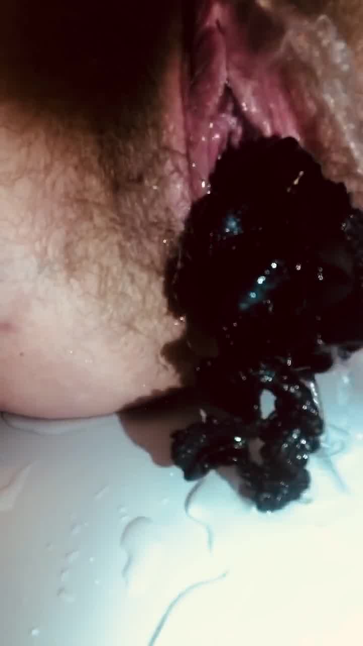 urine & panty plunging gone wrong (1) - hotntubes.com