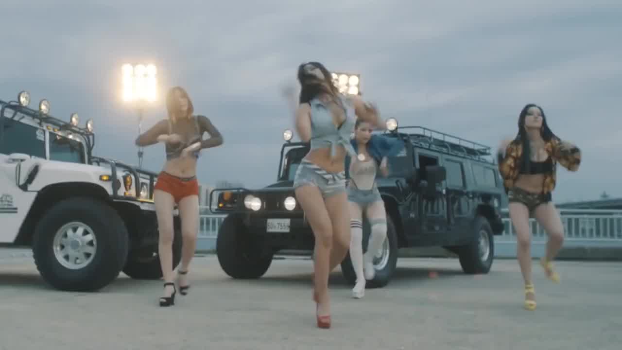 laysha chocolate juice - hotntubes.com