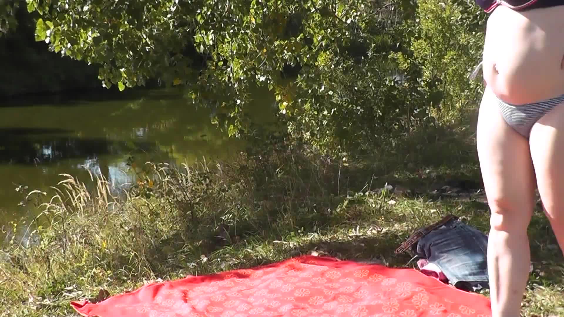 cougar solo . super-naughty beach . community . handsome cougar on sea bank frigs moist cunt and ...