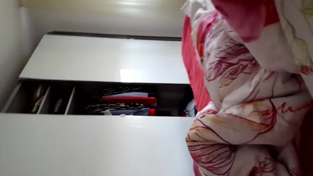 wifey heads to work - hotntubes.com