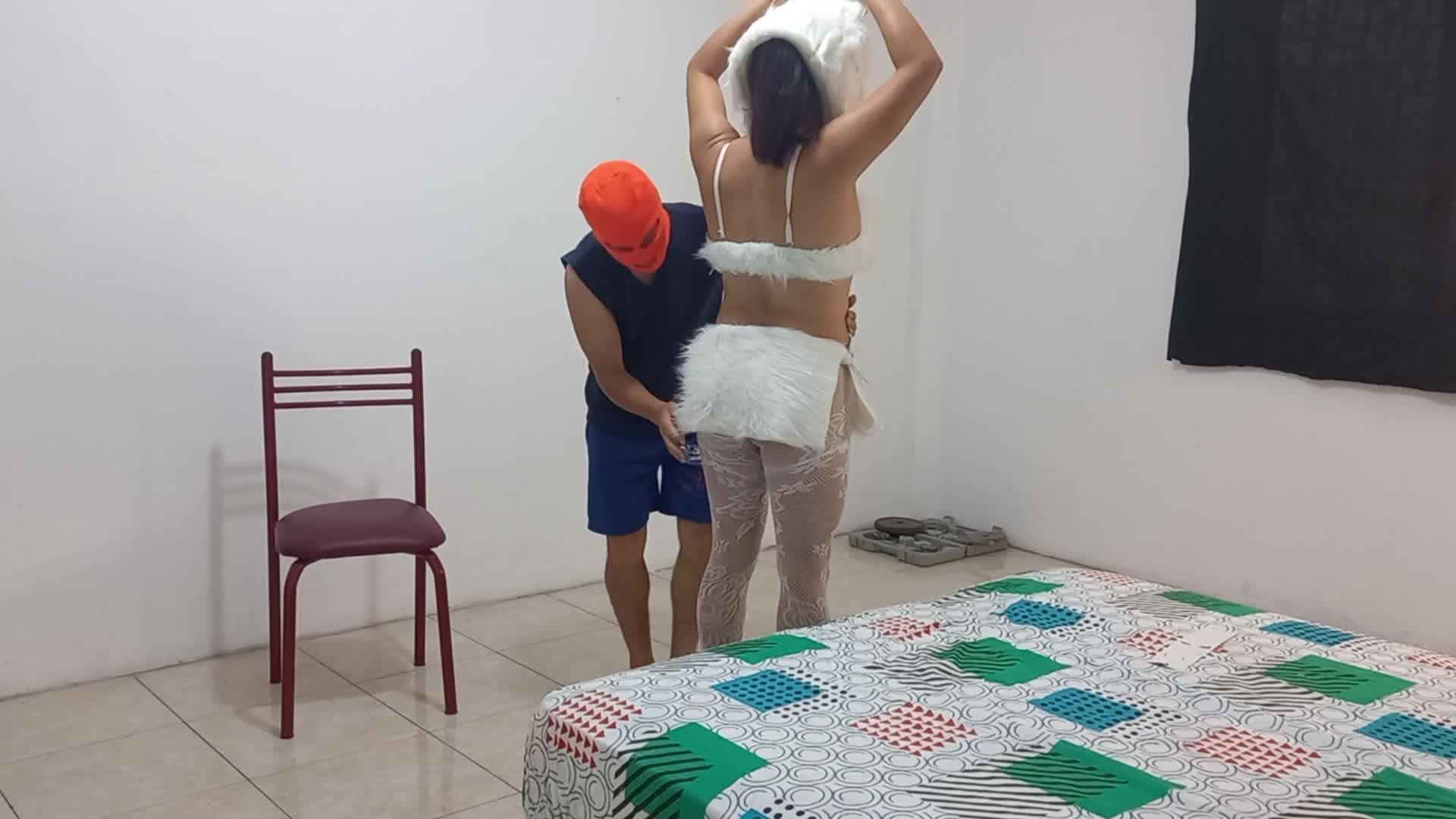 i pounded an unknown damsel ! she was wearing a rabbit mask - hotntubes.com