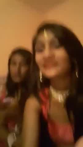 sumptuous damsel doing a nice selfies - hotntubes.com