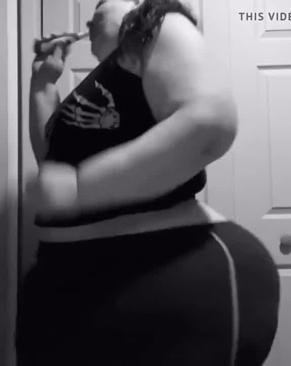 ssbbw dance - hotntubes.com