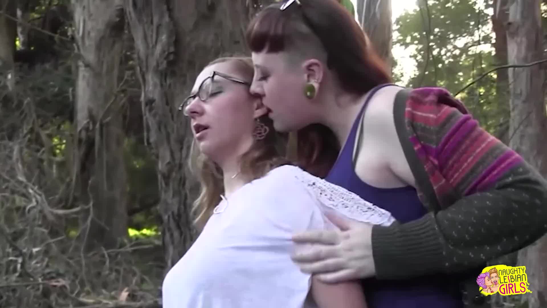 lusty plus-size just wished to help her acquaintance with a much needed ejaculation - hotntubes.com