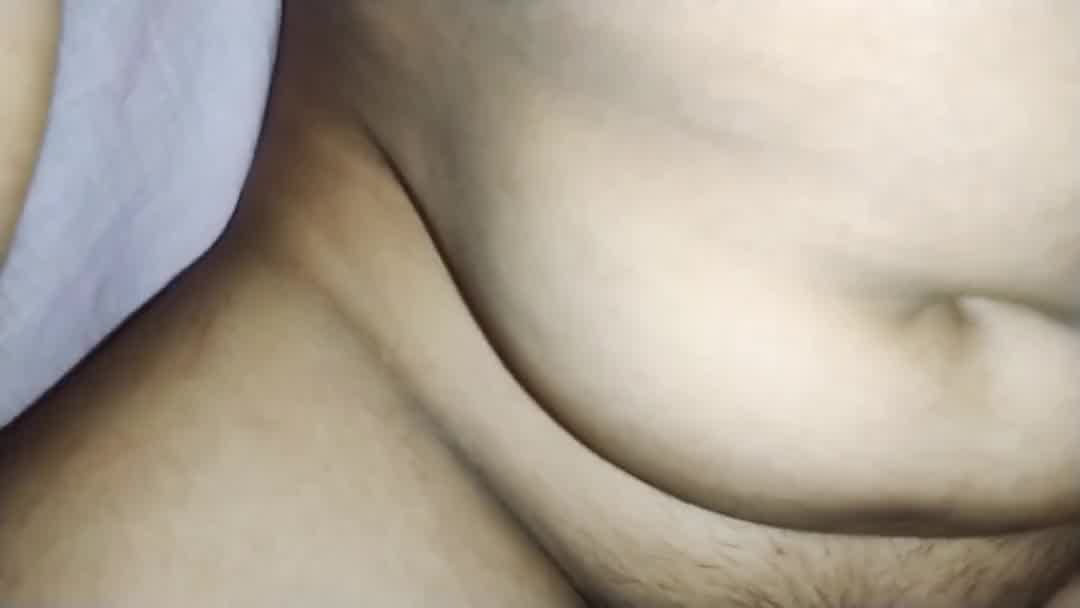 desi gal gives delectation to her boyfriend - hotntubes.com