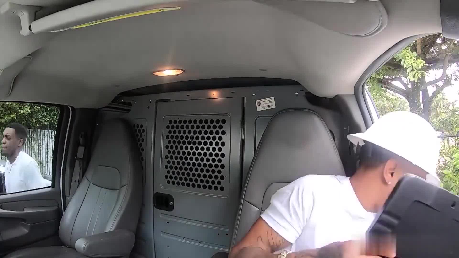 kneeing phat donk white girl ryan grins donk cheeks with two organs ...