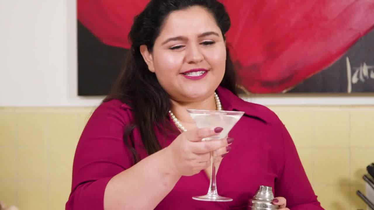 plus-size wife having solo joy time in the kitchen - - hotntubes.com