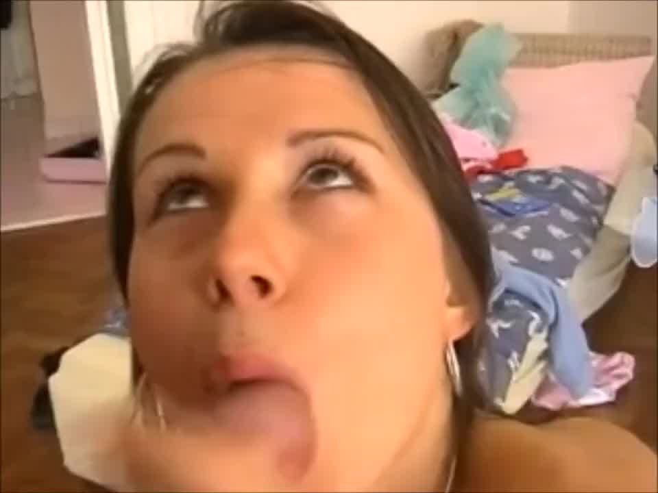 shorthaired bombshell facial 50 - hotntubes.com