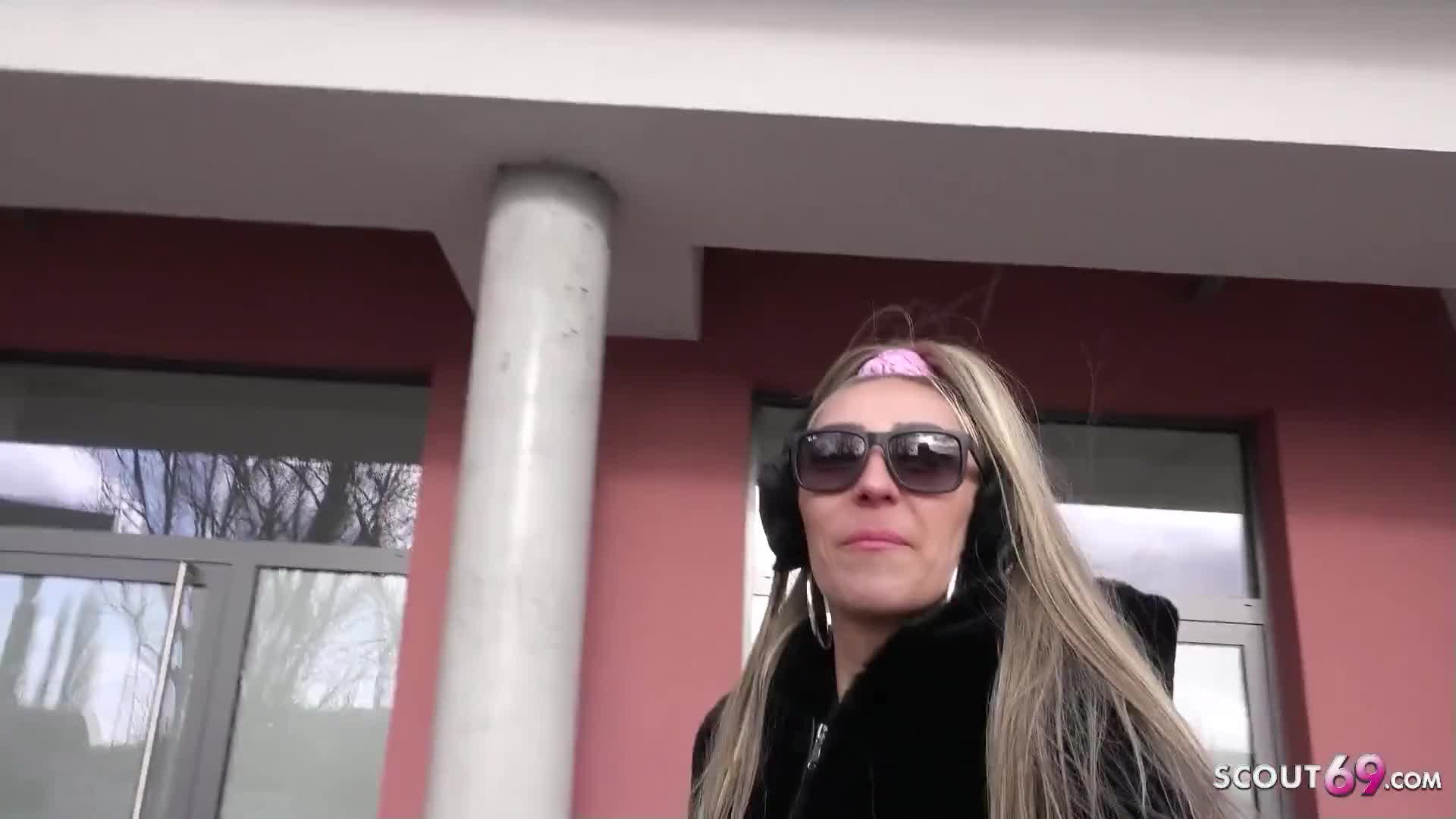 very first rectal fucky-fucky for super-cute emma diamond at audition in berlin - hotntubes.com