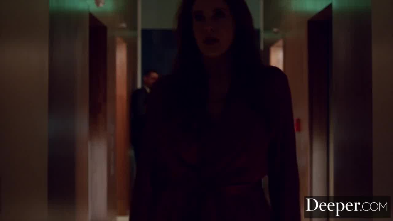 scarlit shares her beau with classmate gianna - hotntubes.com