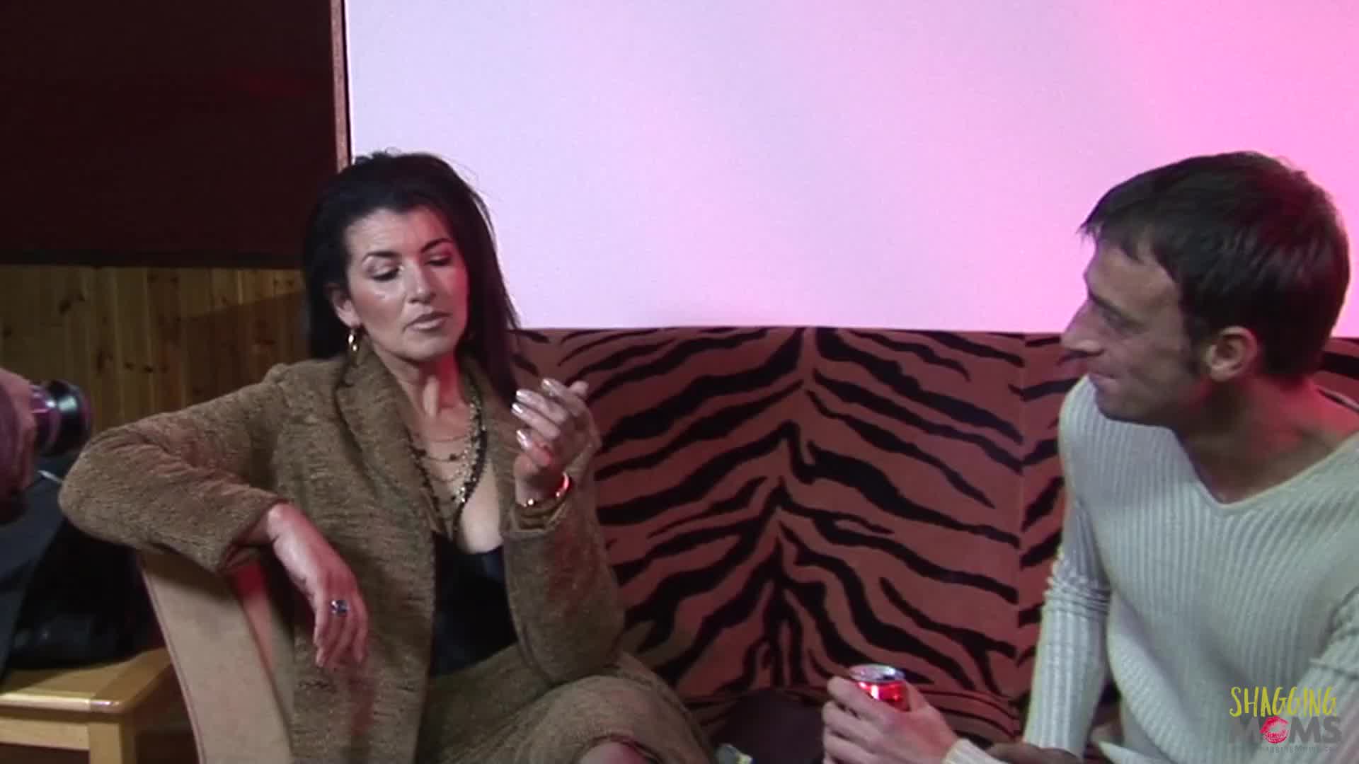 Whorish Honey Getting Filmed While Boinking In Ass Fuck Triple Sex With Older Folks