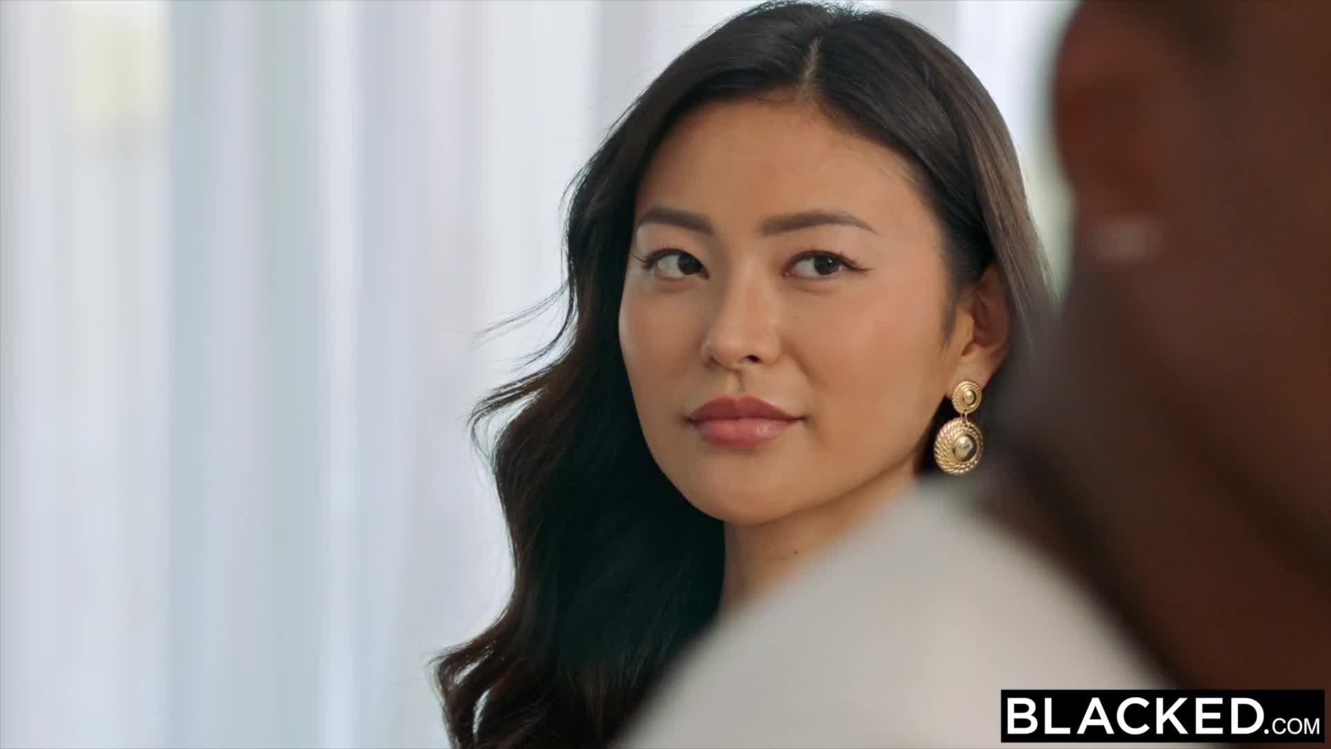 drilled by dark vicki shares her dude with bbc - thirsty beauty rae - hotntubes.com